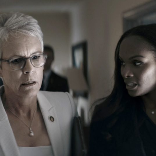 R. Kelly Hated Dave Chappelle Episode With Piss on You Video