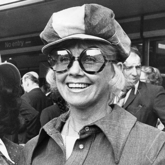 Ben Affleck Smoking Through the Pain of Existence